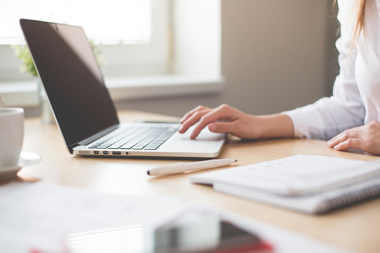 Meldplicht uitbetaalde bedragen aan derden: dit moet u weten - Govers ...